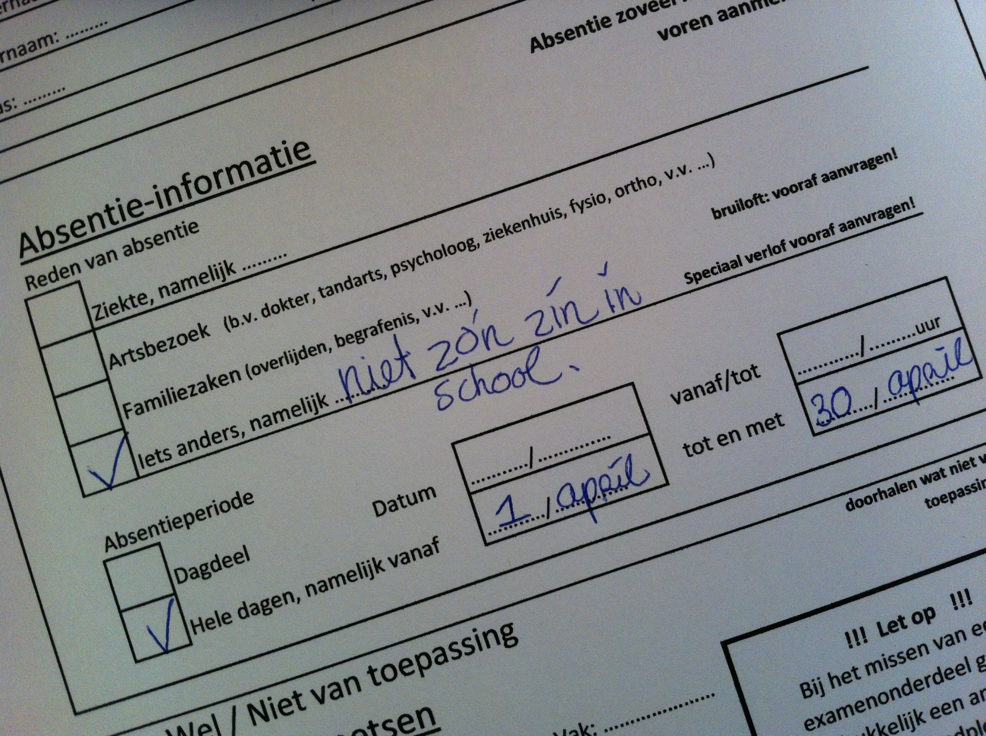 18 jaar = zelf absentiebriefjes schrijven? | Scholieren.com