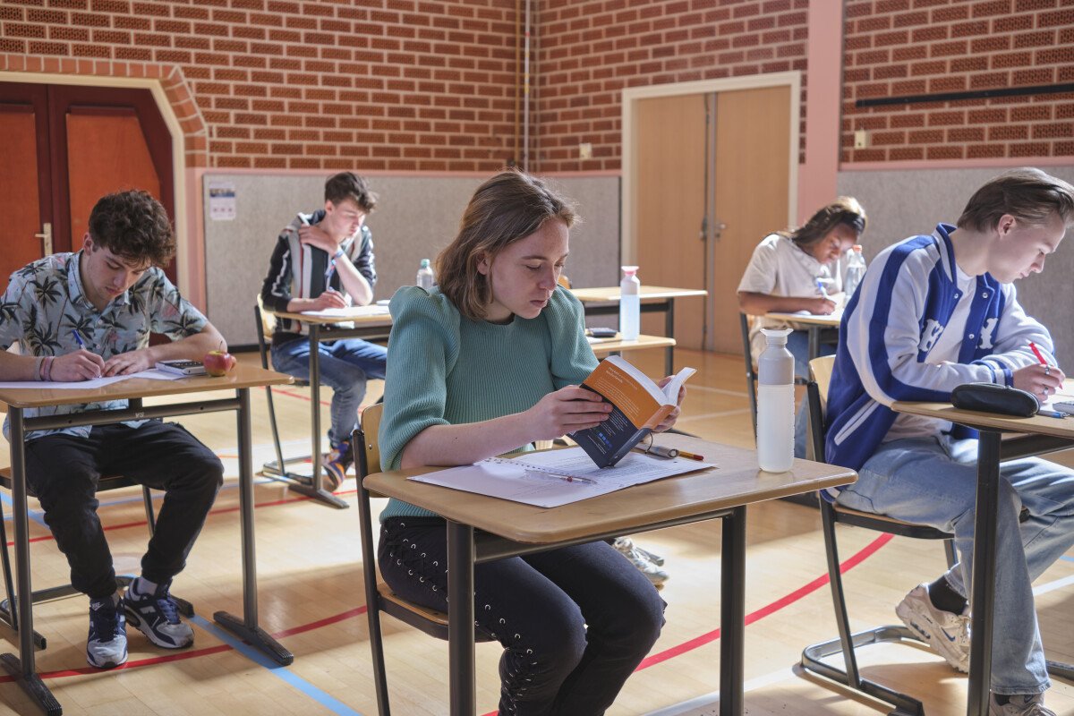 Prima examen Arabisch met grappige tekst over afkijken | Eindexamens ...